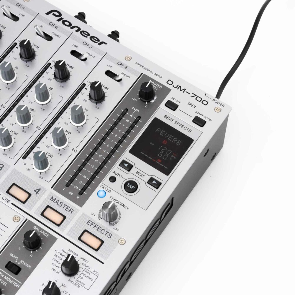 Pioneer DJ DJM 700 S | CSM - Cologne Street Market