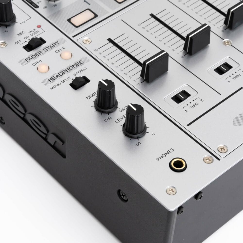 Pioneer DJ DJM 700 S | CSM - Cologne Street Market