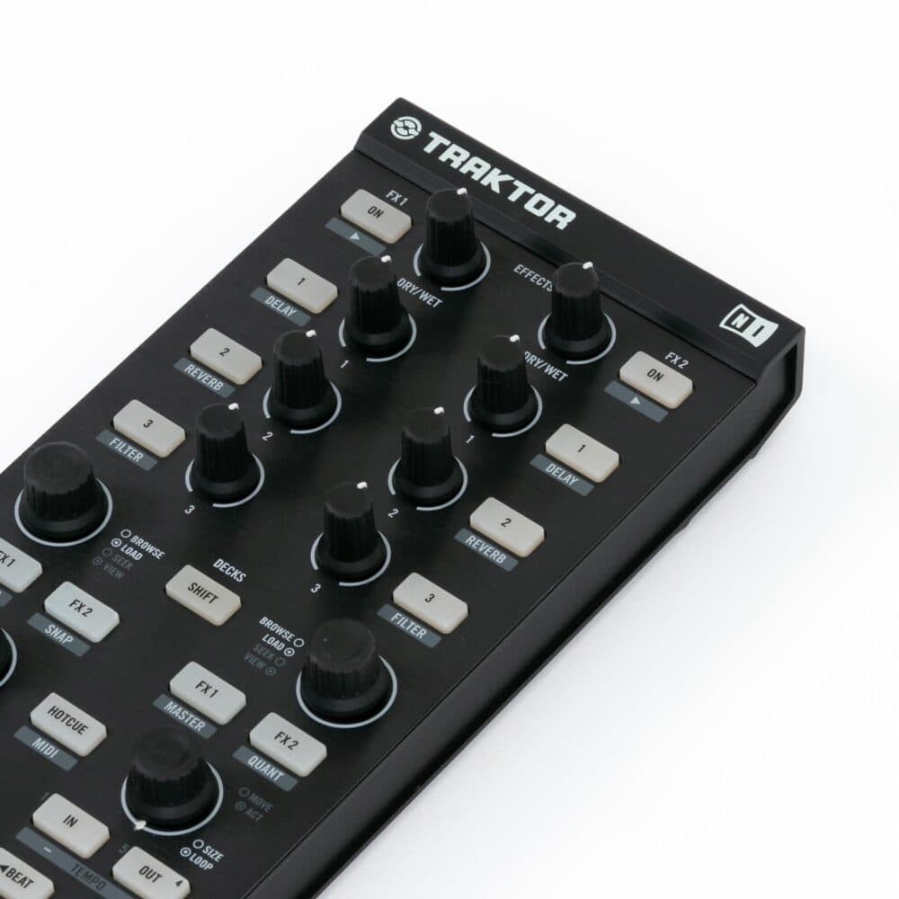 Native Instruments Traktor Kontrol X1 MK1 | CSM - Cologne Street Market