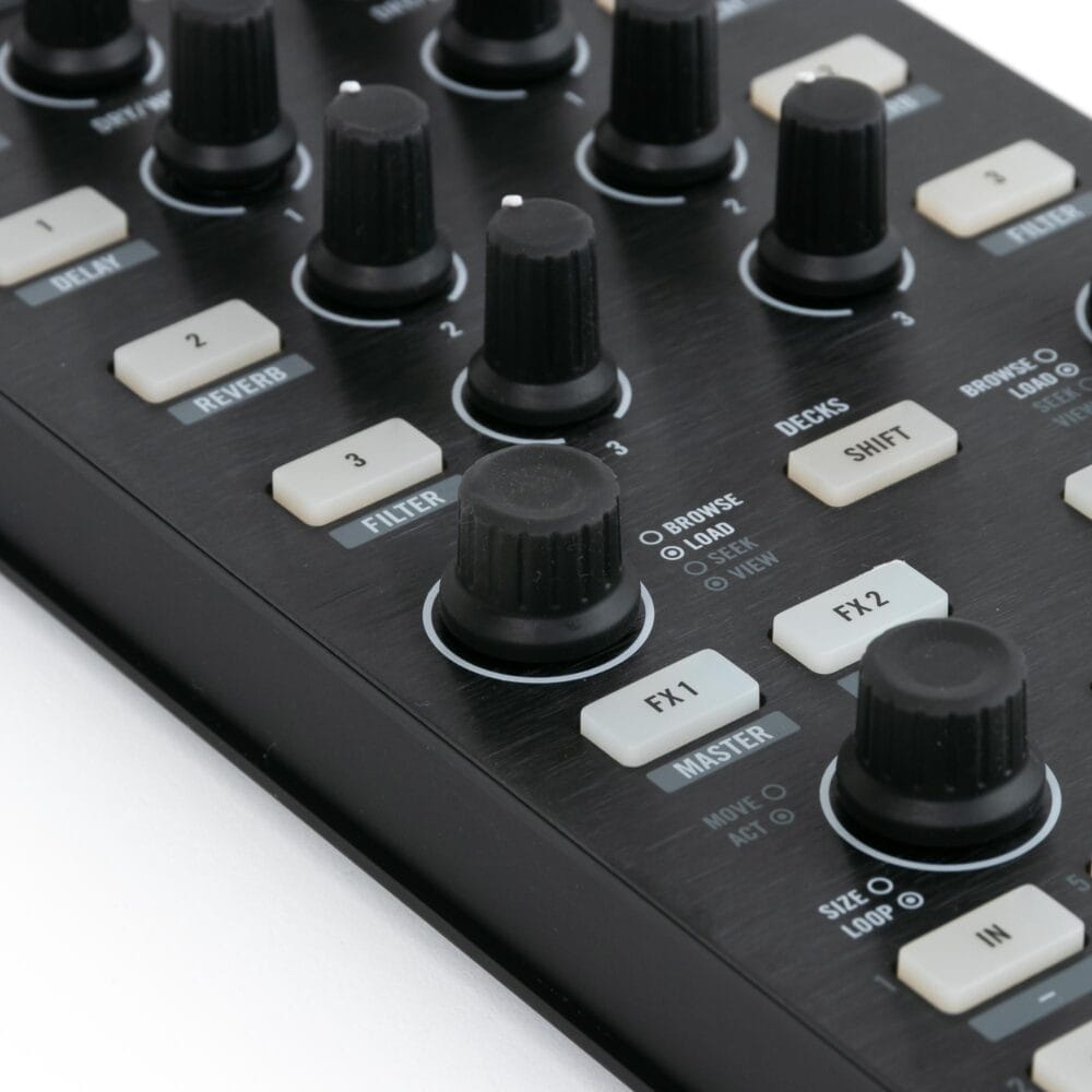 Native Instruments Traktor Kontrol X1 MK1 | CSM - Cologne Street Market