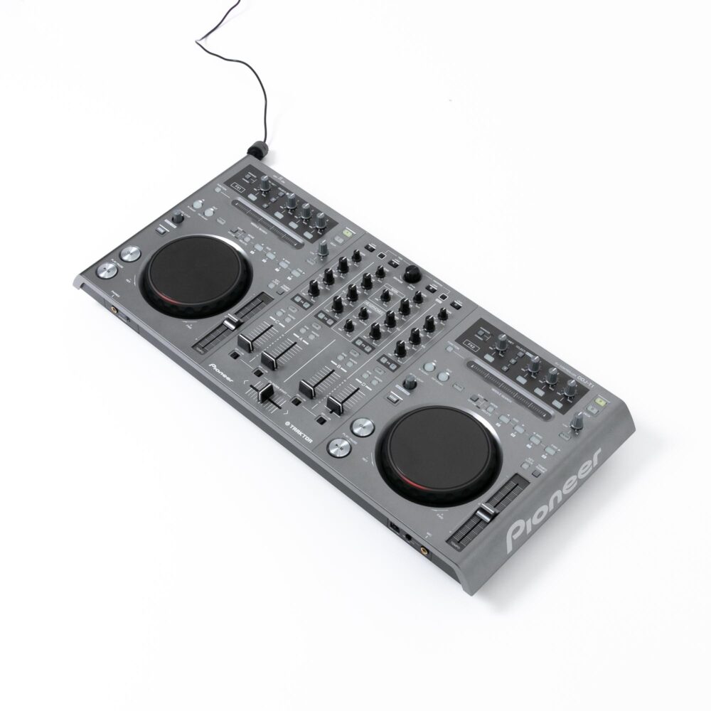 Pioneer DJ DDJ T1 | CSM - Cologne Street Market