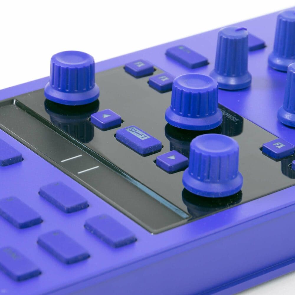 Native Instruments Traktor Kontrol X1 MK2 Ultraviolet Limited Edition ...