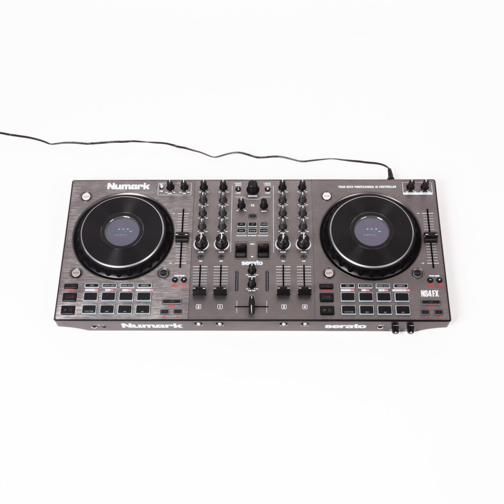Numark NS4FX | CSM